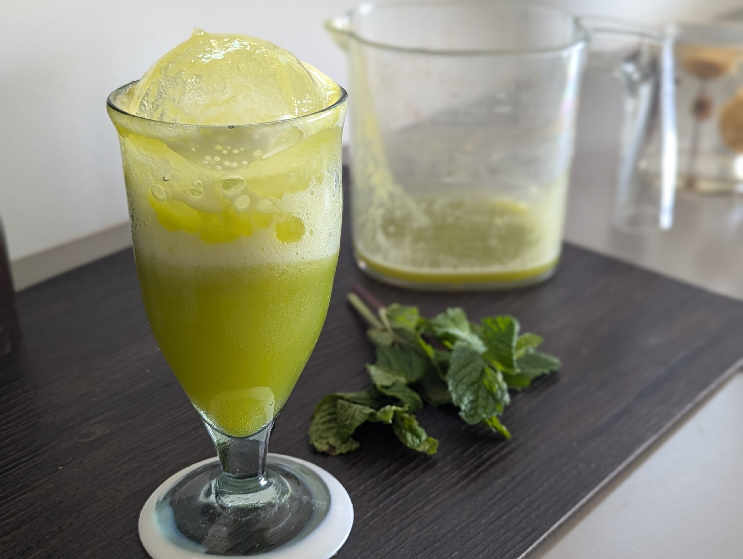 Pineapple Mojito Mocktail Juice Recipe {gf, v} - happy eats healthy